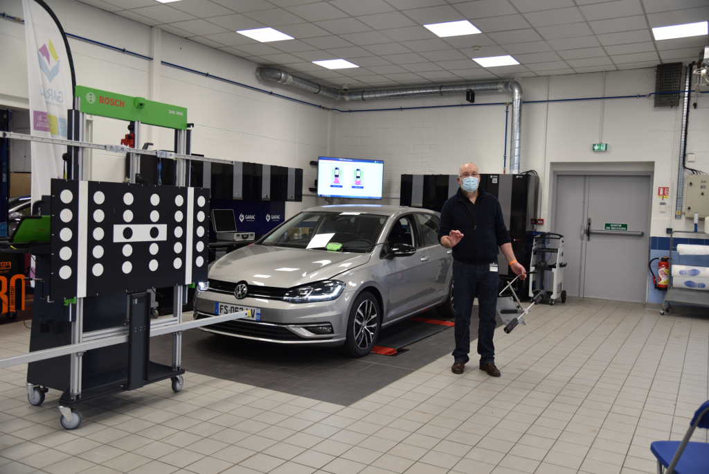 Présentation et Démonstration ADAS de BOSCH | GARAC